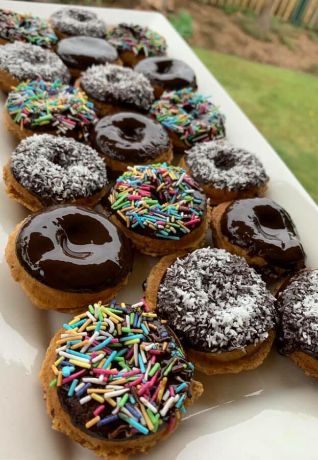You can lose weight and still enjoy these mouth-watering mini doughnuts